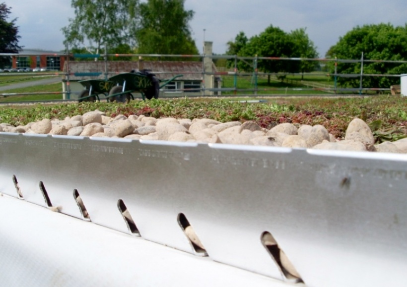 Buy Durable Edge Solution: 1.5mm Aluminium Retention Detail